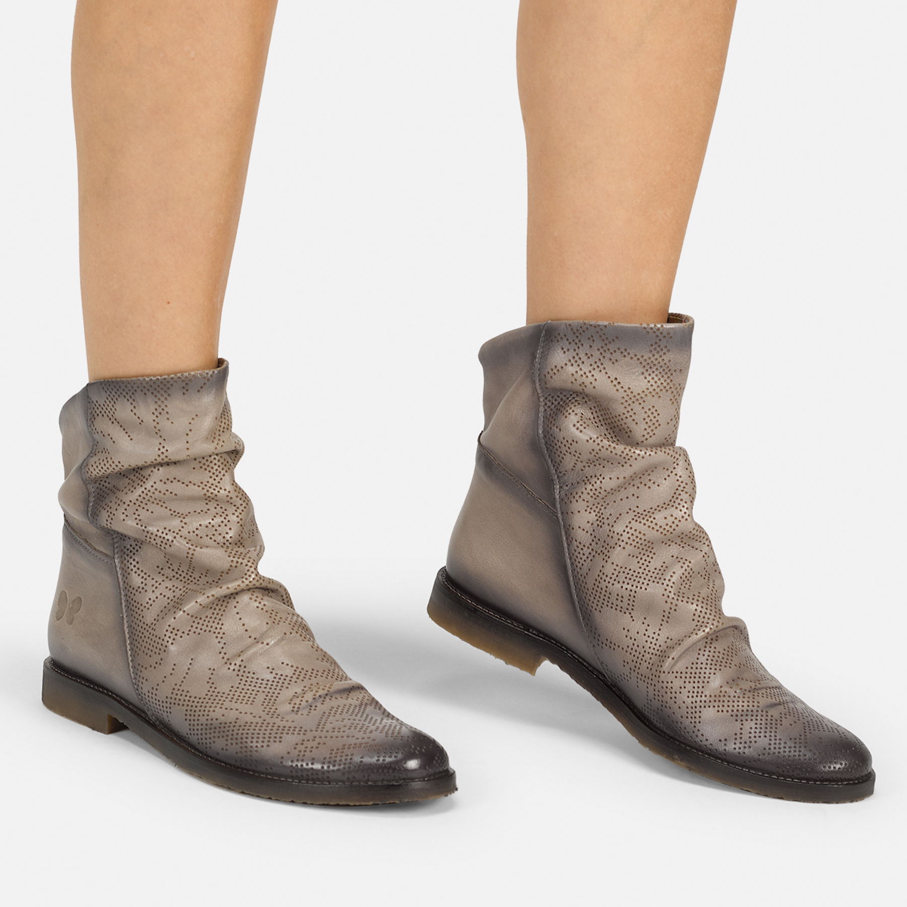 CLASH-W101-ANILEX-TROP-LEAD GREY