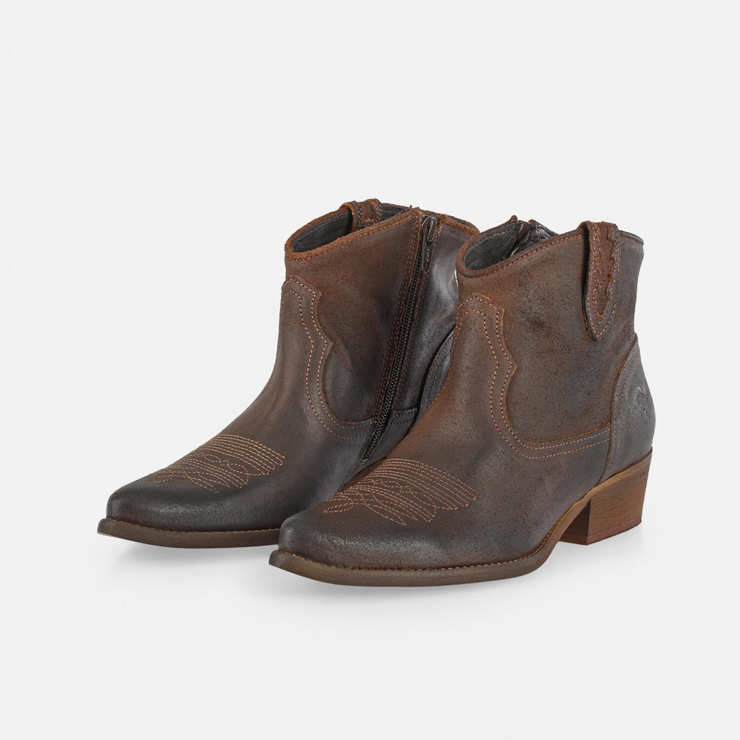 WEST-B504-SATURNIA-NAMIBIA